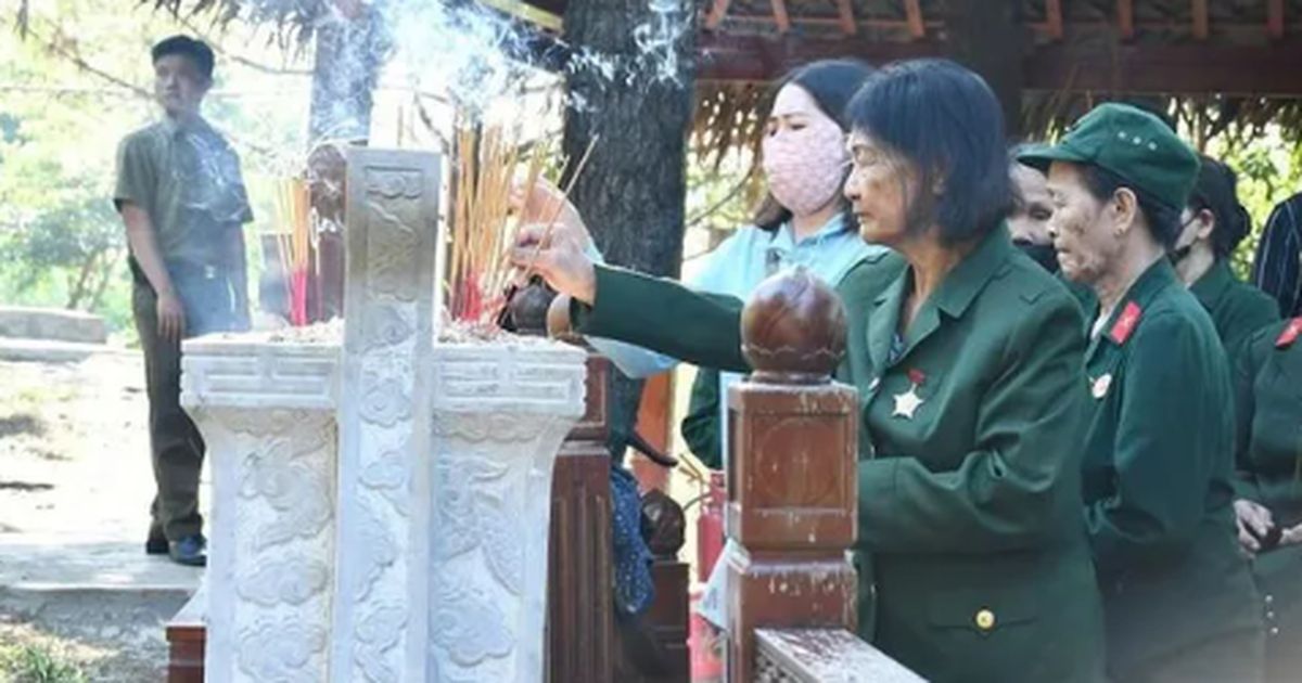 Bà Đặng Bích Hà an nghỉ bên cạnh phần mộ Đại tướng Võ Nguyên Giáp ở ...